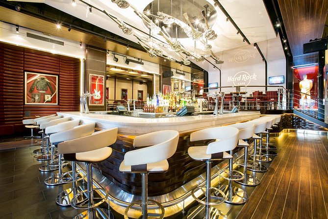 Hard Rock Cafe Barcelona With Set Lunch or Dinner - Exploring the Rock Memorabilia Collection
