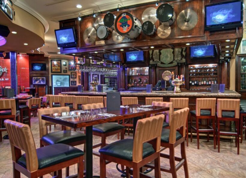 Hard Rock Cafe Meal: Niagara Falls, United States - Pricing and Value