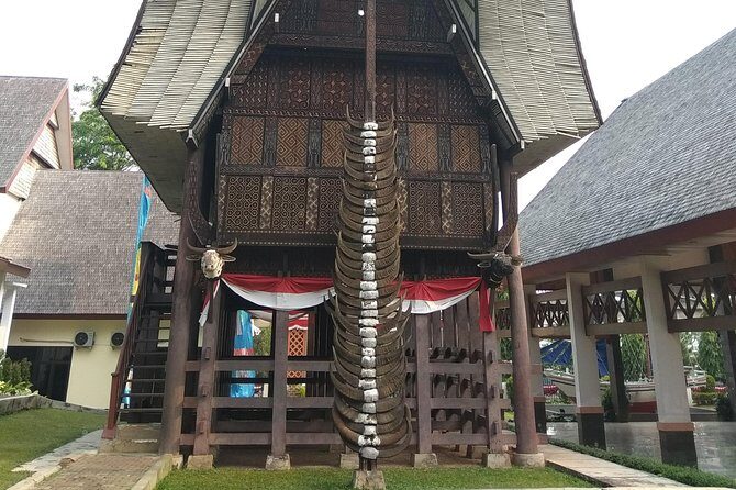 Harmony and Beauty Indonesia Tour RECOMMENDED - Visiting Jakarta Cathedral