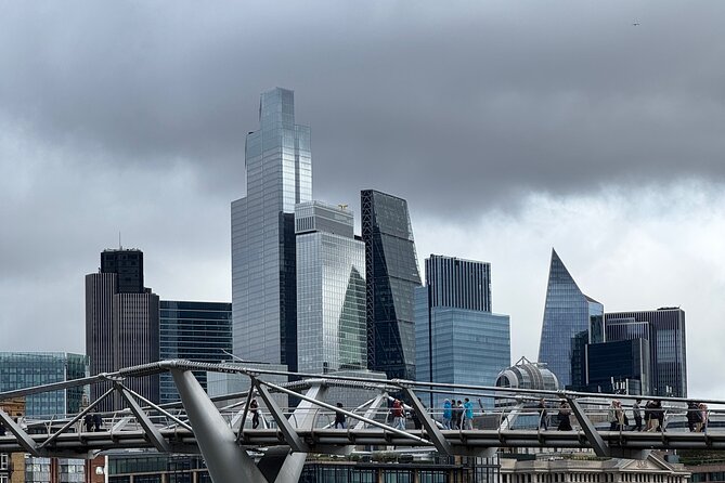 Harry Potter in Spanish: All Locations 4h or Walk 2h - Key Points