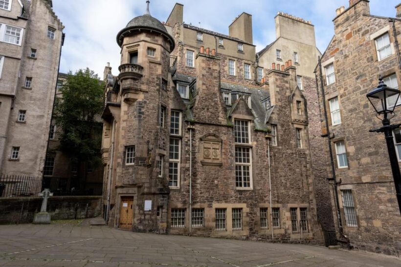 Harry Potter tour in Edinburgh - A Closer Look at the Edinburgh Harry Potter Tour