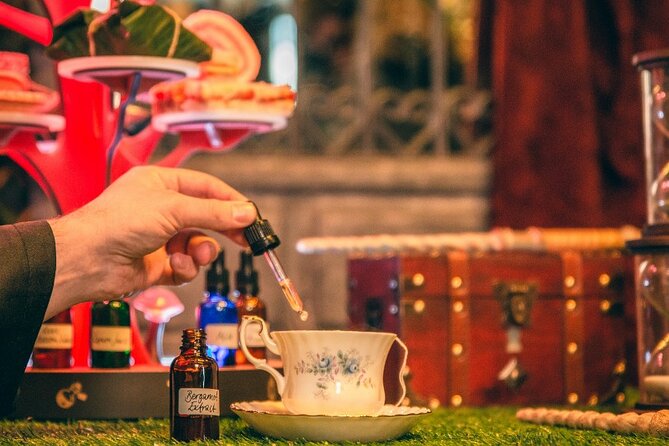 Harry Potter Tour & Magical Afternoon Tea - Getting to the Tour