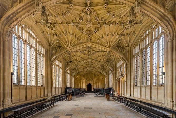 Harry Potter Walking Tour of Oxford Including New College - Analyzing the Value
