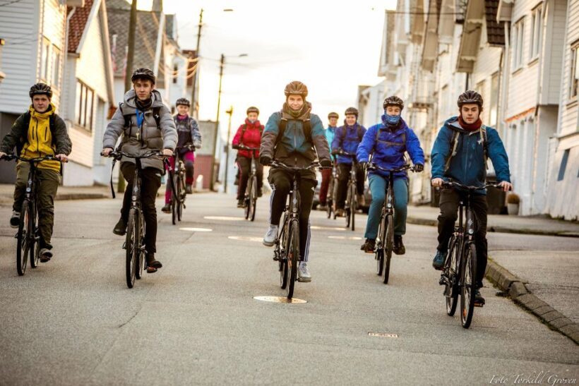 Haugesund: E-bike City Tour guided by the locals - Key Points