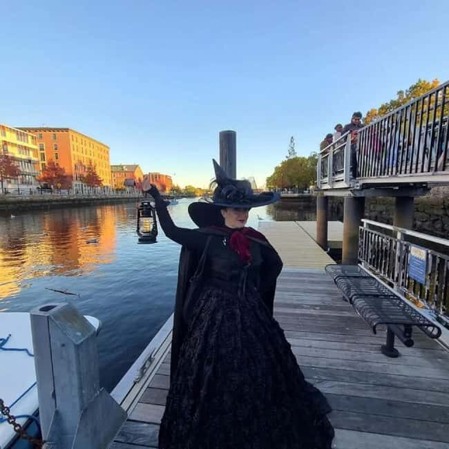 Haunted Boat Tours - Key Points