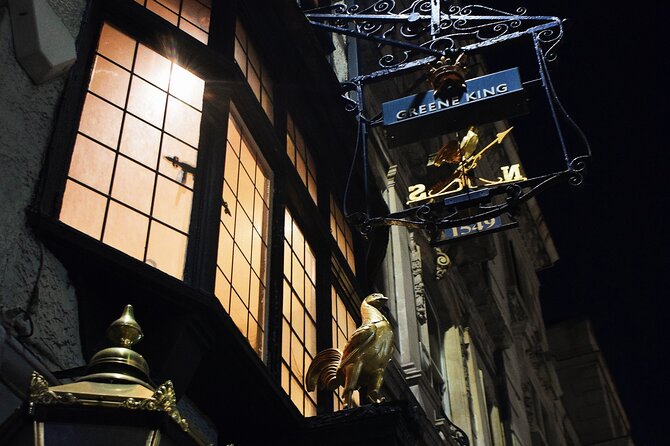 Haunted Pubs of Old London Tour - Meet Your Guide: Arthur the Leisure Pirate