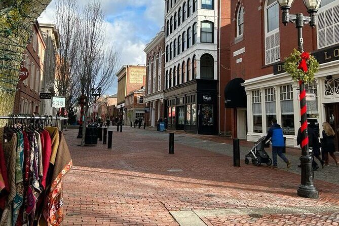 Hauntings, History and Legends Tour in Salem - FAQs