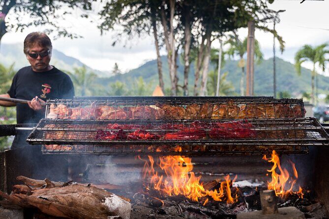 Hawaii Semisub Classic Friday Fireworks Dinner Cruise - Itinerary Breakdown: What Can You Expect?