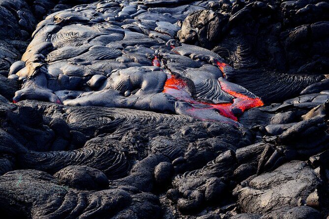 Hawaii Volcanoes NP: Private Kilauea Eruption Insights Tour - The Experience in Detail