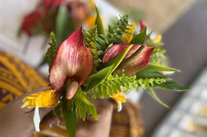 Hawaiian Floral Crown Weaving in Hilo - Who Should Consider This Tour?