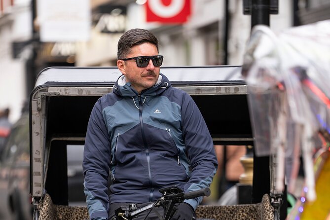 Heart of London Private Guided Rickshaw Journey - Exploring Iconic Landmarks