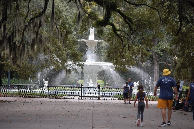 Heart of Savannah History Walking Tour - 2hr - Authenticity and Practicality