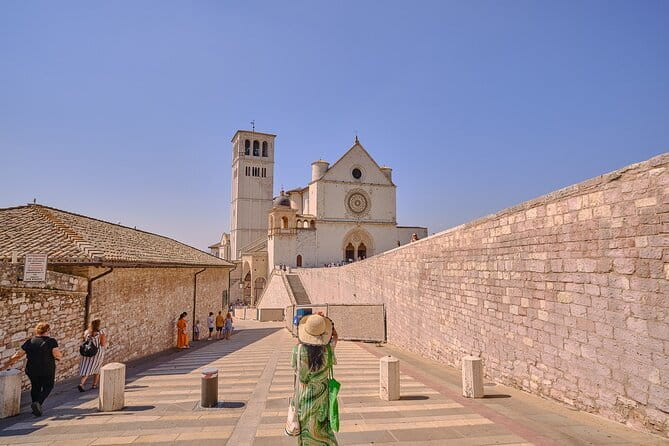 Heart of Umbria: explore the mystic towns of Orvieto and Assisi - Key Points