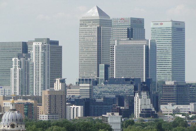 Heathrow Airport Private Transfers to/from London (Postcode E1 to E14) - Key Points