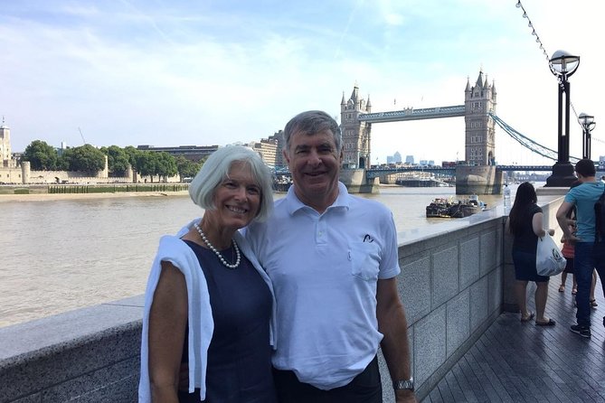 Heathrow Layover Experience: Private Full-Day Black Cab Tour - Booking and Pricing Details