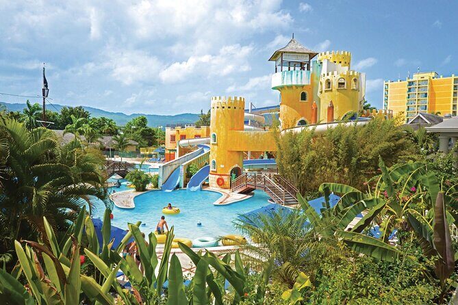 Hedonism 11 Private Airport Transfer - Key Points