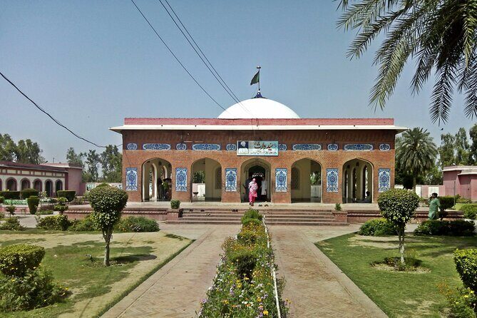 Heer Ranjha Tomb & Jhang City Pvt Guided & All-Incl. 1-day Tour - Key Points