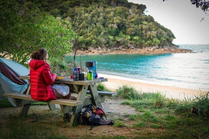 Heli-Picnic Alpine Lake Kahurangi National Park - Frequently Asked Questions