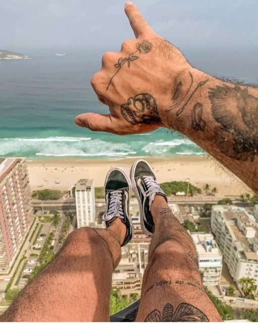 Helicopter flight no doors in Rio de Janeiro - The Overview: A Bird’s-Eye View of Rio’s Icons