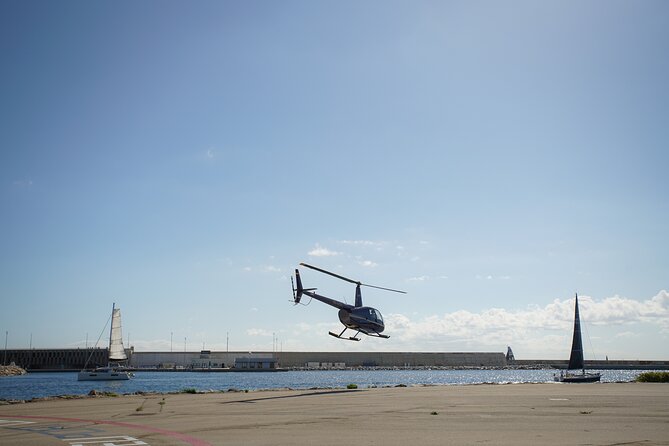 Helicopter Flight With Optional Sailing Experience - Onboard Amenities and Experiences