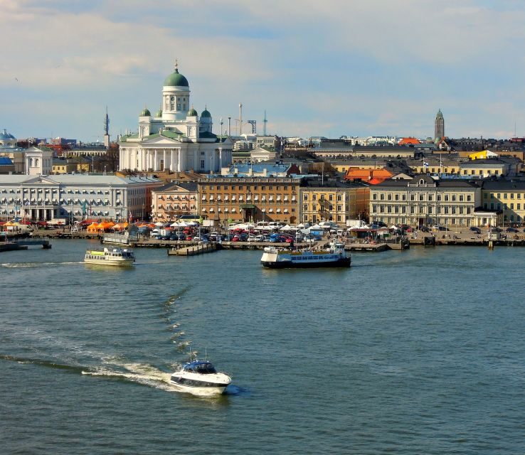 Helsinki: Express Walk with a Local in 60 minutes - Key Points