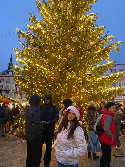 Helsinki: Guided Walking Tour with Local Guide - Key Points