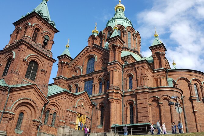 Helsinki Highlights: walking tour with local guide - The Sum Up