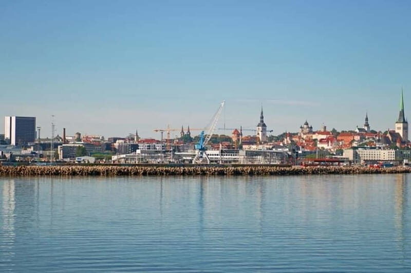 Helsinki: Must-See Attractions Guided Walking Tour - A Deep Dive into Helsinkis Highlights