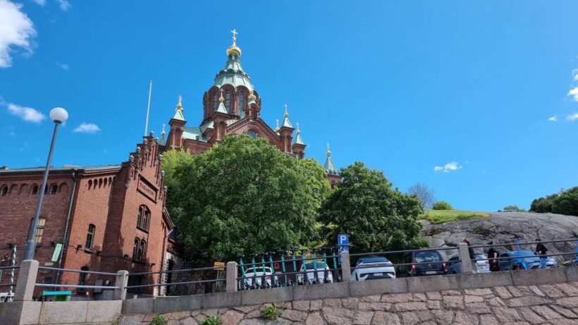 Helsinki: Private City Highlights Tour with Transfer - Authentic and Relaxed Neighborhoods