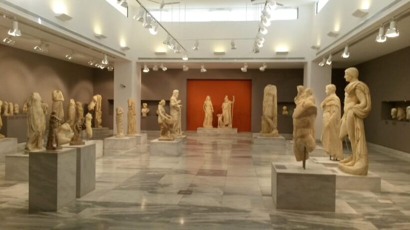 Heraklion: Archaeological Museum Ticket with City Audio Tour - The Ticket and Tour Experience