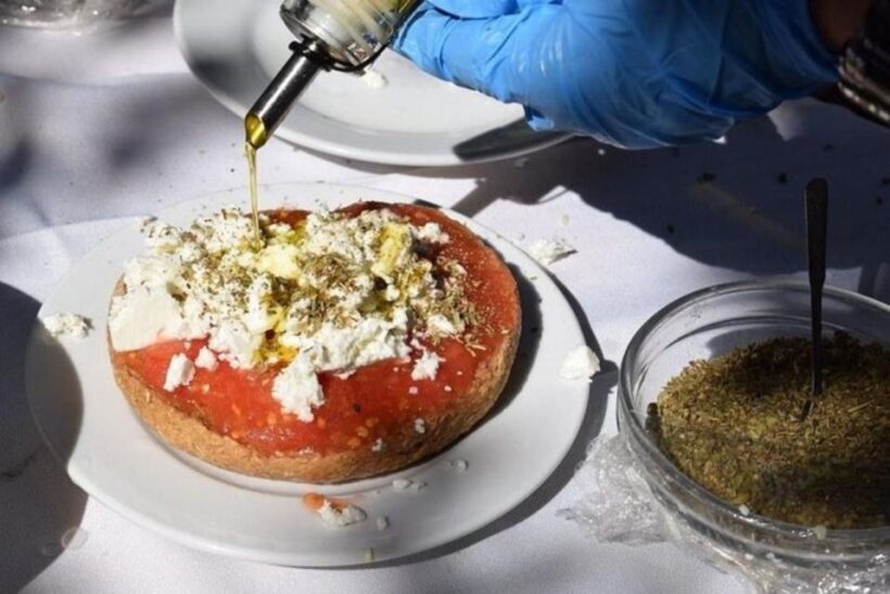 Heraklion: Cretan Cooking Lesson with Lunch in Arolithos - An In-Depth Look at the Arolithos Cretan Cooking Experience