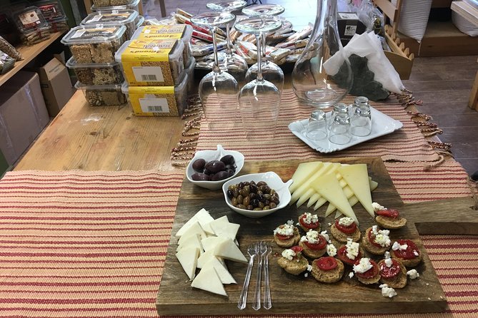 Heraklion Cultural Tasting Walking Tour - Cretan Delicacies - Who Will Love This Tour?