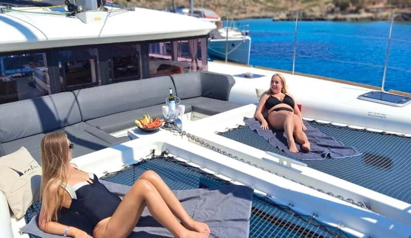 Heraklion: Dia Island Catamaran Cruise with Dinner and Wine - Key Points