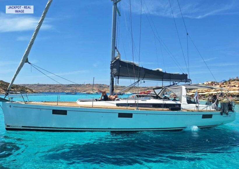 Heraklion: Dia Island Luxury Sailing Trip with Meal & Drinks - Key Points