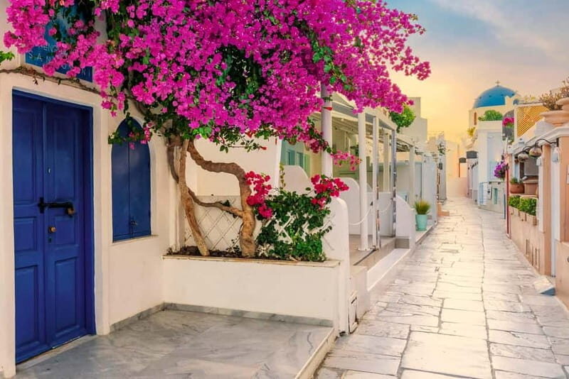 Heraklion: Guided Santorini Day Trip with Ferry Cruise - Who Should Consider This Tour?
