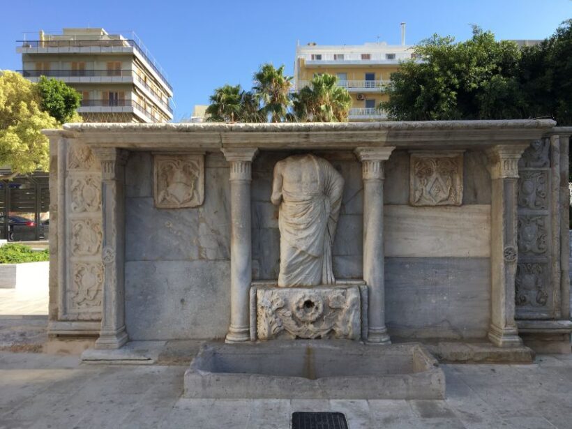 Heraklion: Guided Tour of the City and Knossos Palace Ticket - Exploring Heraklion with a Practical Spin