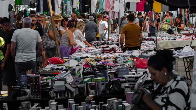 Heraklion: Heraklion Market & CretAquarium *SKIP The Line - The Bottom Line