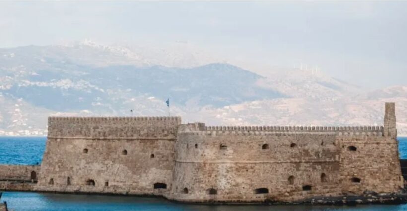 Heraklion: Hop-on Hop-off Open Top Bus Sightseeing Tour - Who Should Consider This Tour?