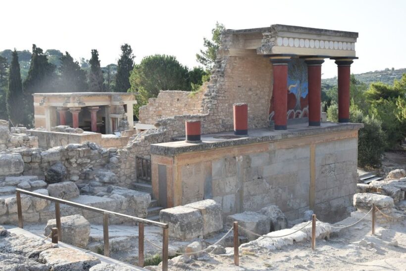 Heraklion: Private Tour to Cave of Zeus & Palace of Knossos - An Introduction to the Tour