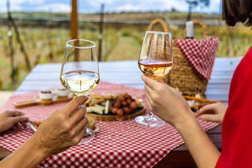 Heraklion: Private Wine tasting & Lunch at Lyrarakis Winery - Key Points