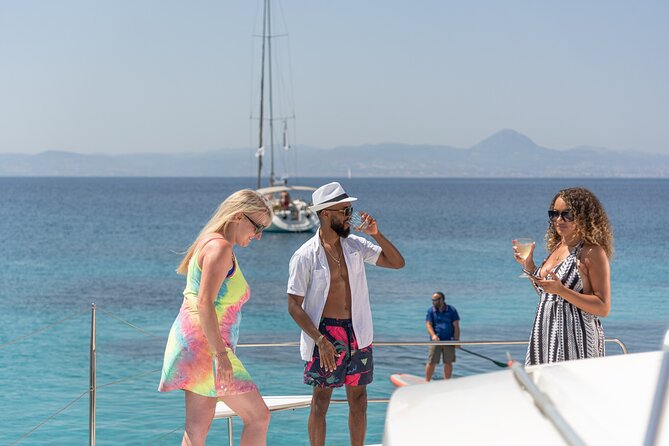 Heraklion: Romantic Sunset Cruise to Dia - Snacks and Drinks - Confirmation and Onboard Amenities