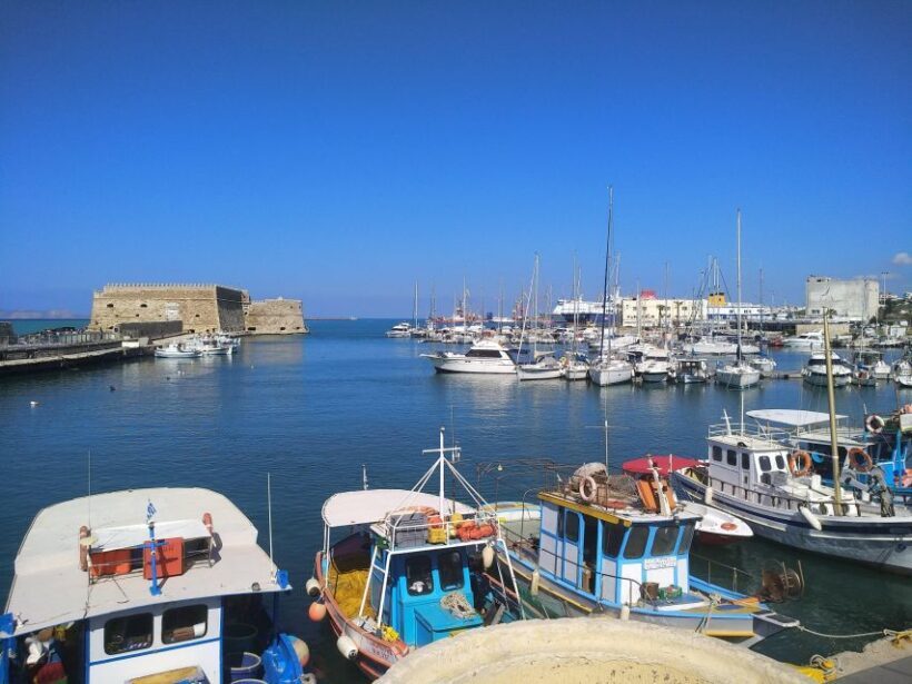 Heraklion: Walking city tour & Wine tasting - Key Points