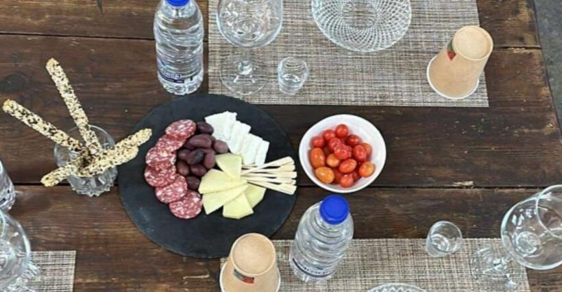 Heraklion: Walking city tour & Wine tasting - Exploring Heraklion’s Charms
