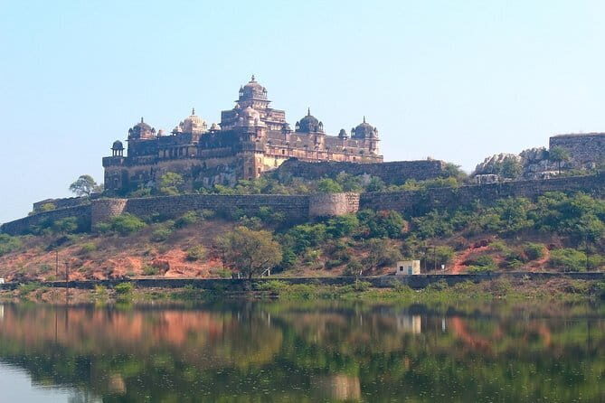 Heritage & Cultural Walk of Jhansi (2 Hours Guided Walking Tour) - Practical Considerations