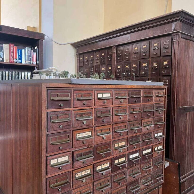 Heritage tour of Phnom Penh in electric bus - A Detailed Look at What You’ll Experience