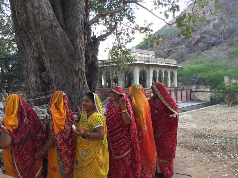 Heritage Walk & Street Food Tasting in Jaipur - Key Points