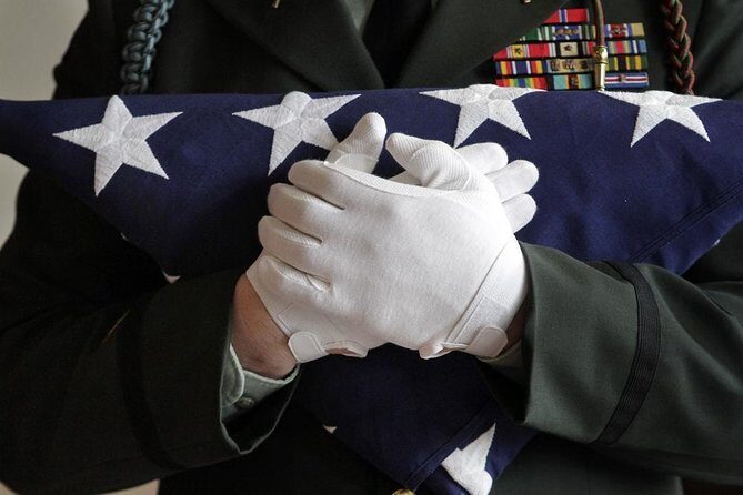 "HEROES OF FREEDOM" Shared Tour (4 Hours Military Tribute) - An In-Depth Look at the HEROES OF FREEDOM Tour