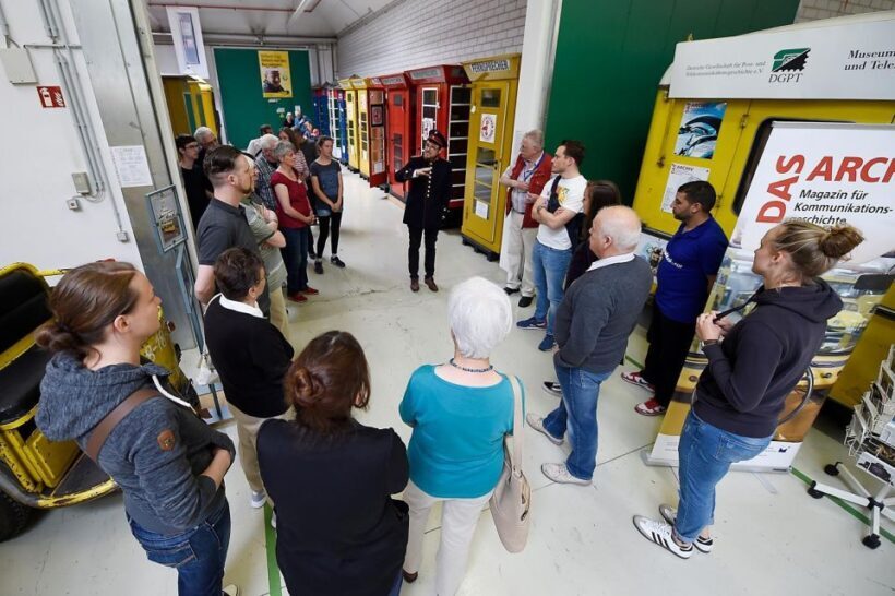 Heusenstamm:tour of the Depot of the museum of communication - Key Points