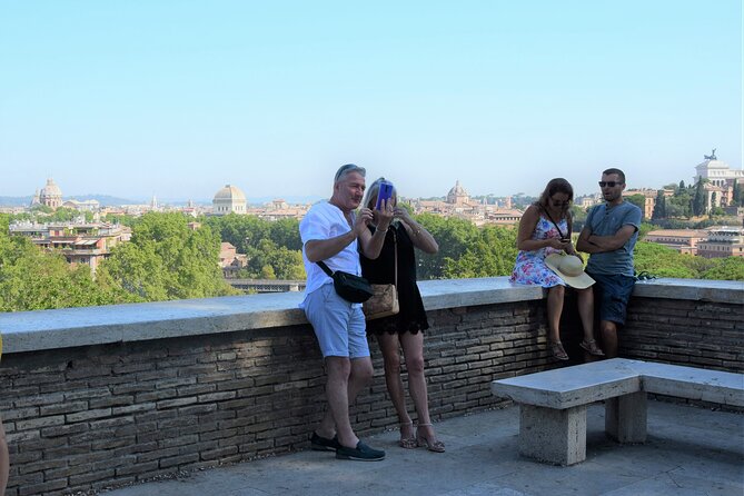 Heyday Rome Tour! 7,5 hours Deluxe Car & Private Guide, Lunch inc - FAQs