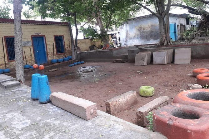 Hidden Alleys I - A walking tour in Varanasi, a journey to hidden areas of city. - Introduction